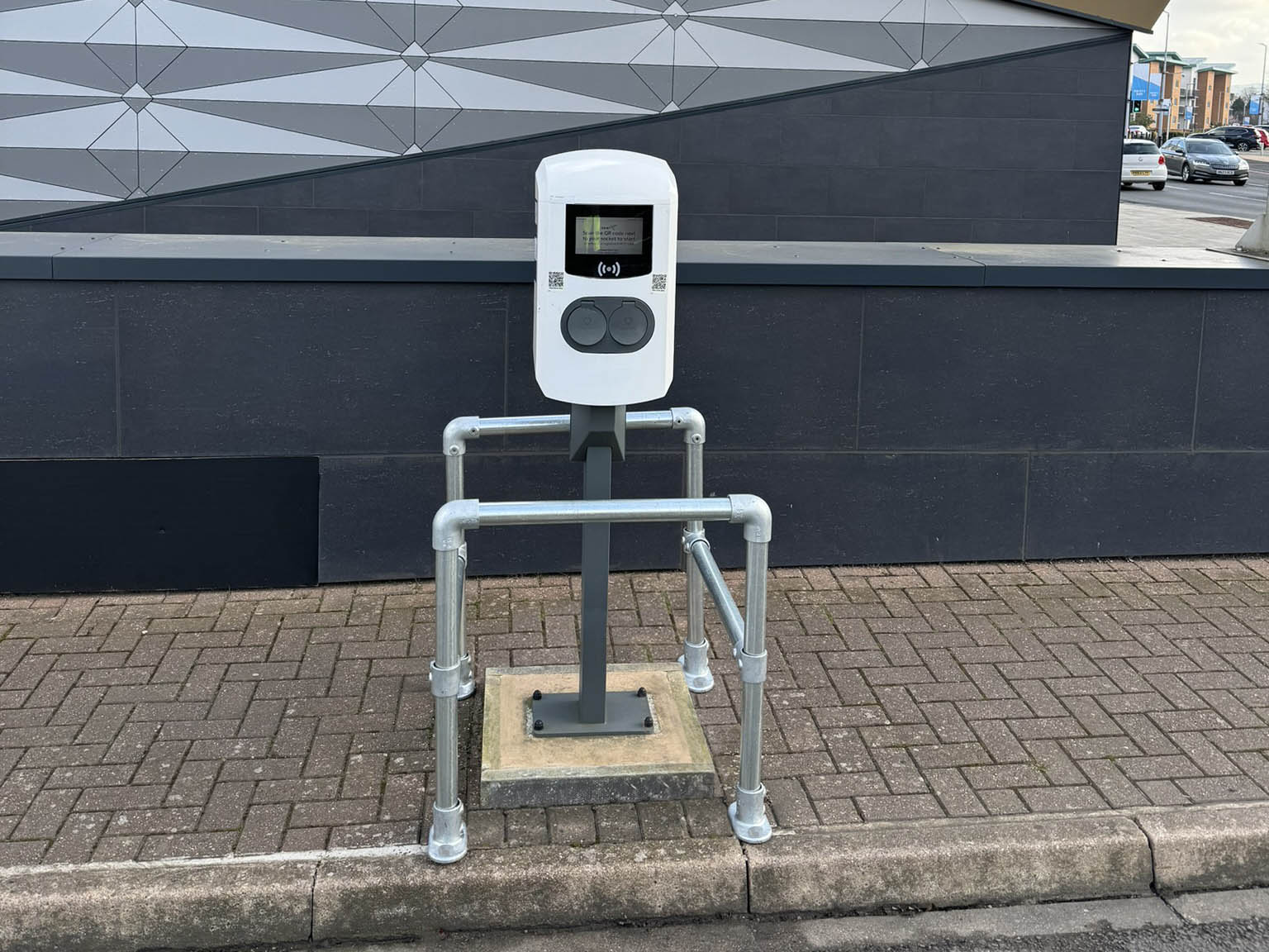 Ensure Your Building Is Accessible For Everyone | DDA Compliant Ramps ...