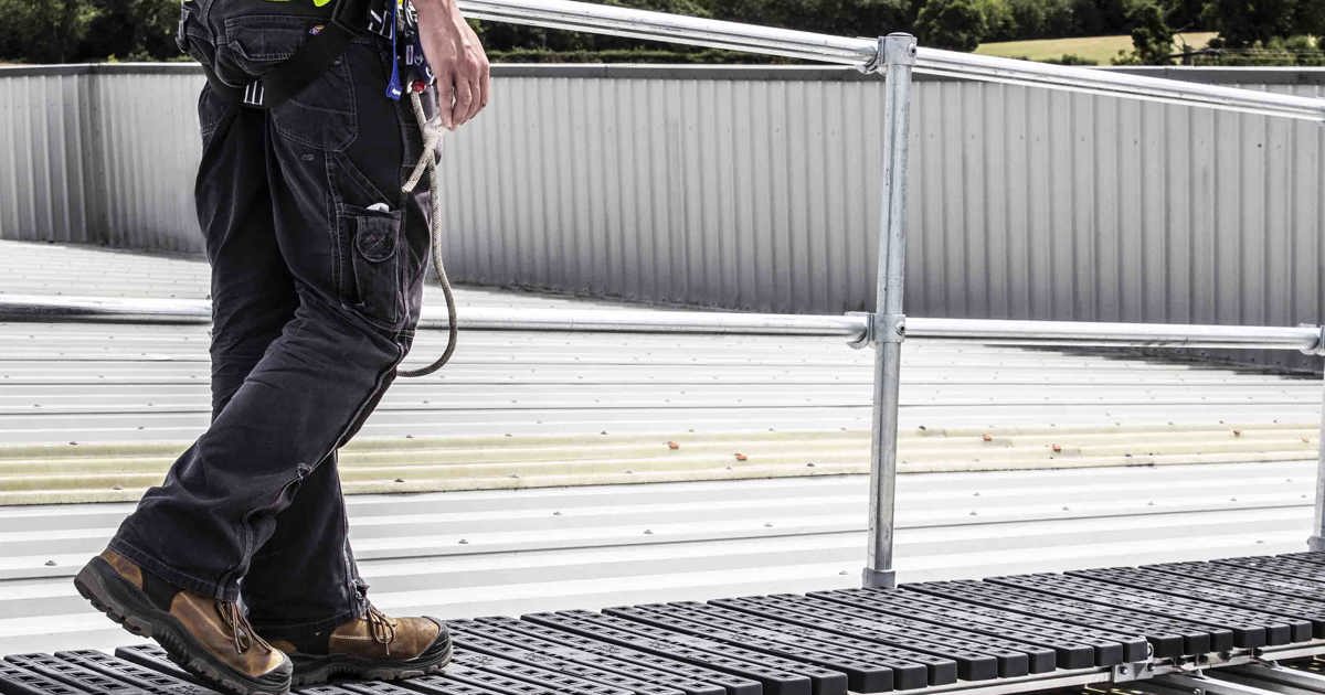 Roof Edge Protection Standards - Kee Safety